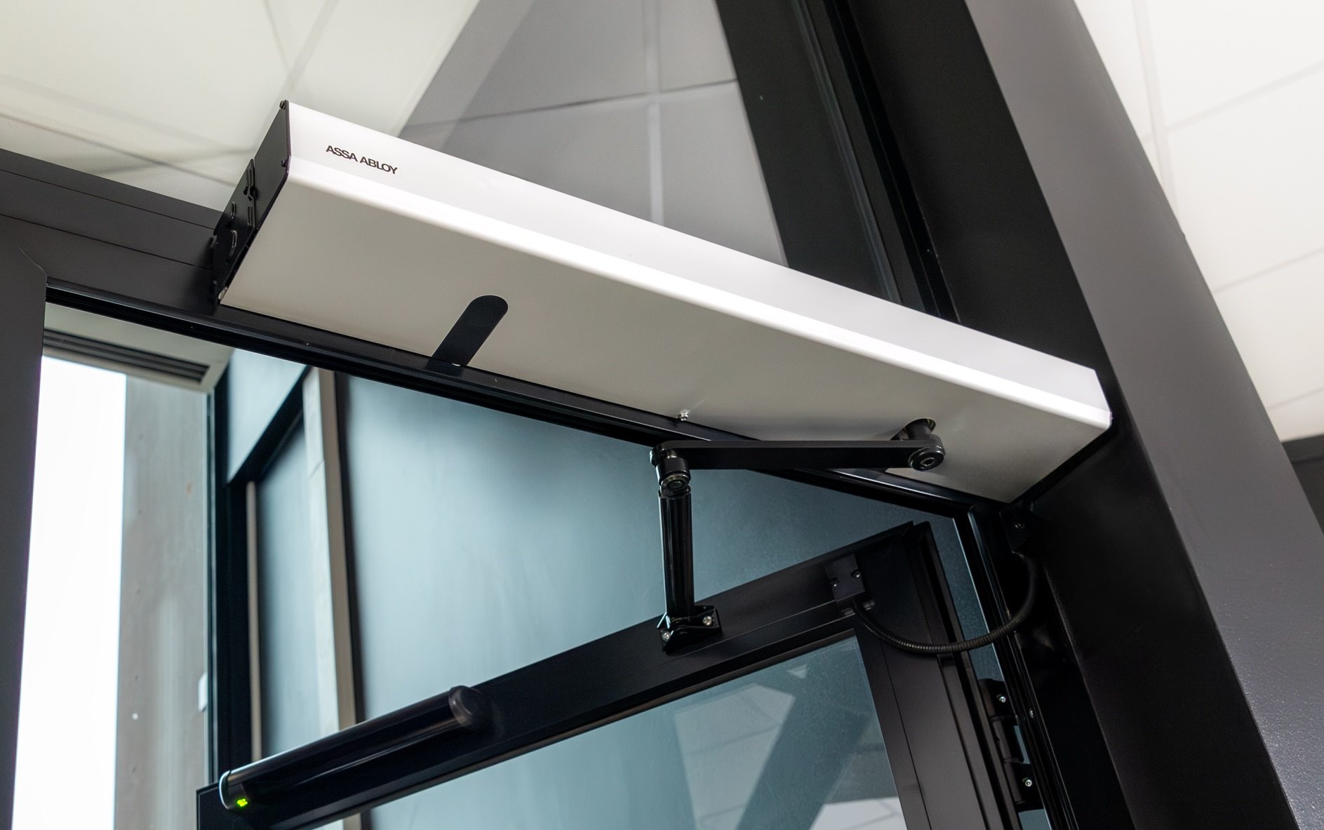 ASSA ABLOY SW300 | ASSA ABLOY